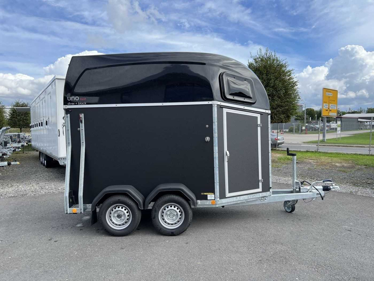 BOCKMANN UNO ESPRIT - HORSE TRAILER (Pre-owend) - crossvalleyranch